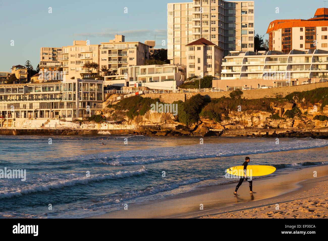Bondi beach quiet hi-res stock photography and images - Alamy