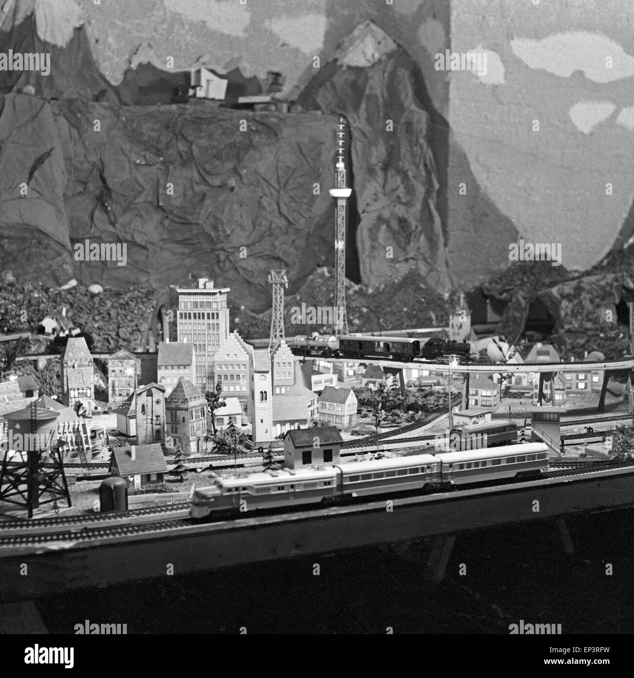 Modellbahnanlage hi-res stock photography and images - Alamy
