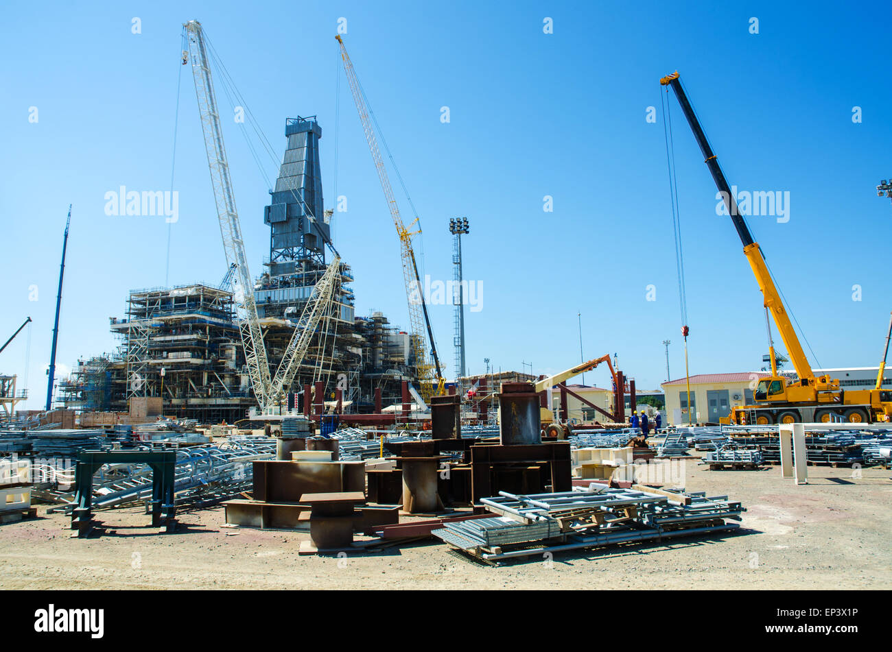 Offshore drilling during construction onshore Stock Photo - Alamy