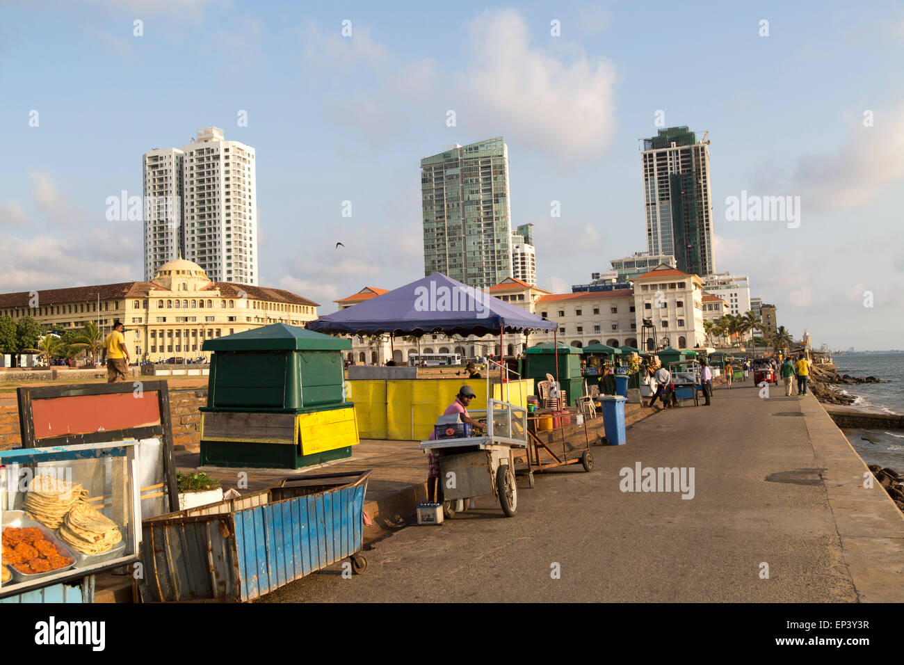 Street stalls on seafront at Galle Face Green, Colombo, Sri Lanka, Asia ...