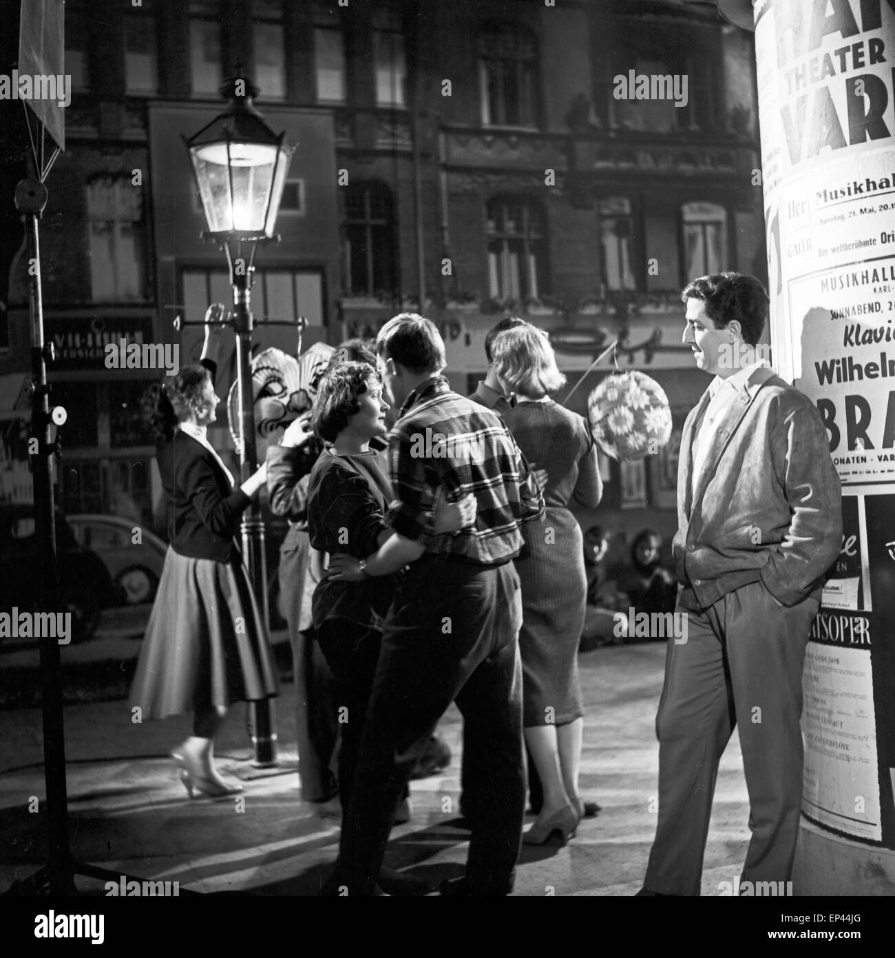 1950s movie set hi-res stock photography and images - Alamy