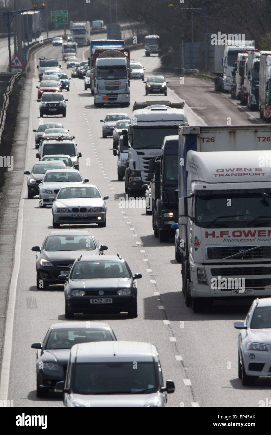 Commercial heavy traffic on hi-res stock photography and images - Alamy