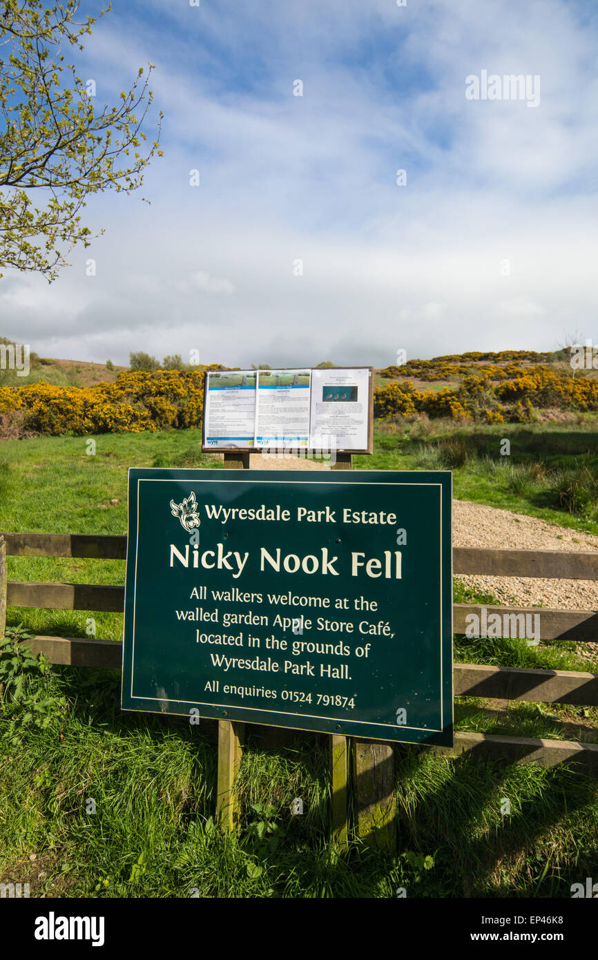 sign showing details of walk up Nicky Nook fell Stock Photo - Alamy