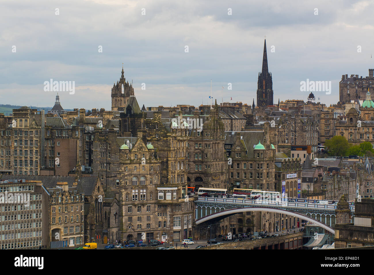 Edinburgh bridge hi-res stock photography and images - Alamy