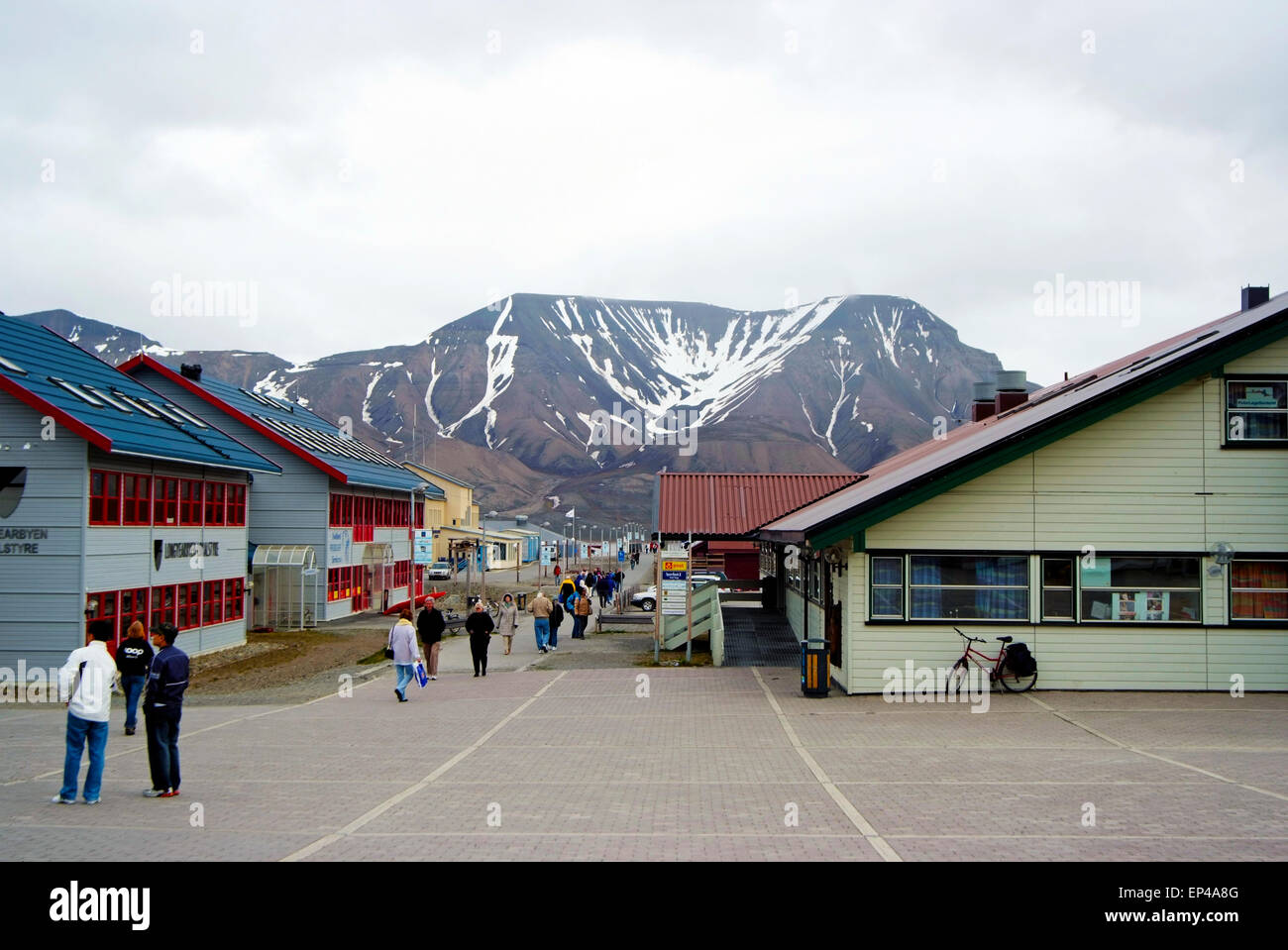 Houses in Spitsbergen, Svalbard, Norway on a cloudy day Stock Photo - Alamy