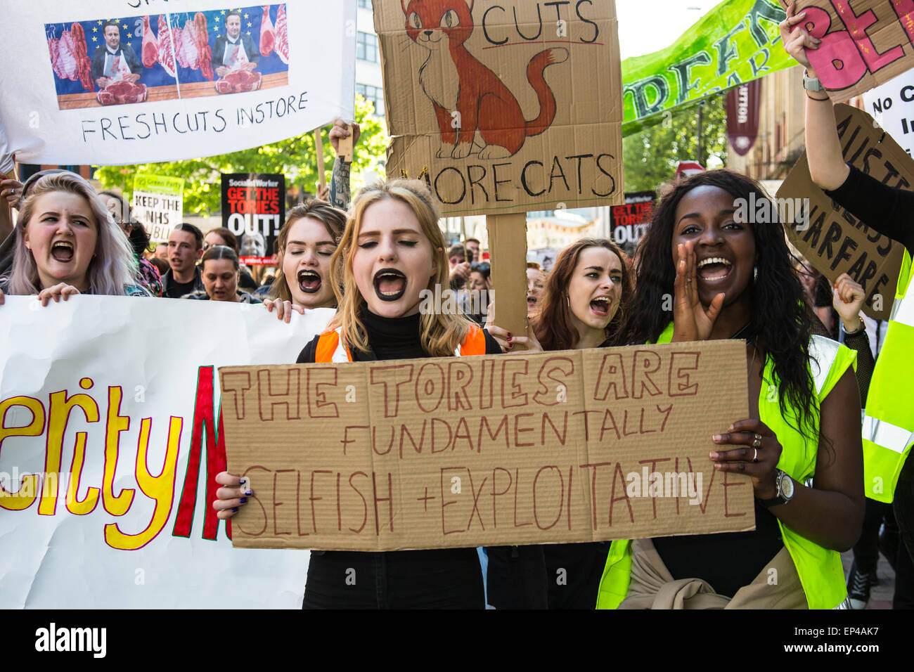 Protesters chanting shouting slogans slogan hi-res stock photography ...