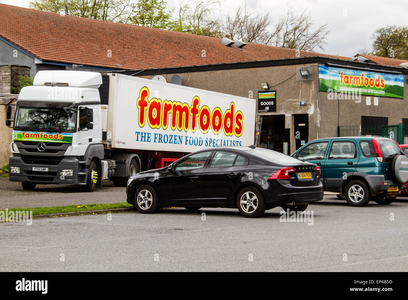 Farmfoods frozen food lorry hi-res stock photography and images - Alamy