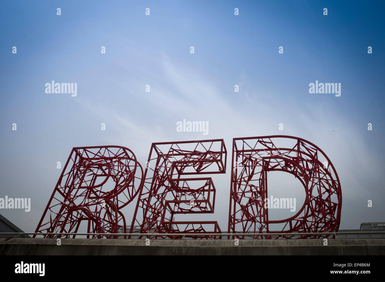 Red and blue sign hi-res stock photography and images - Alamy