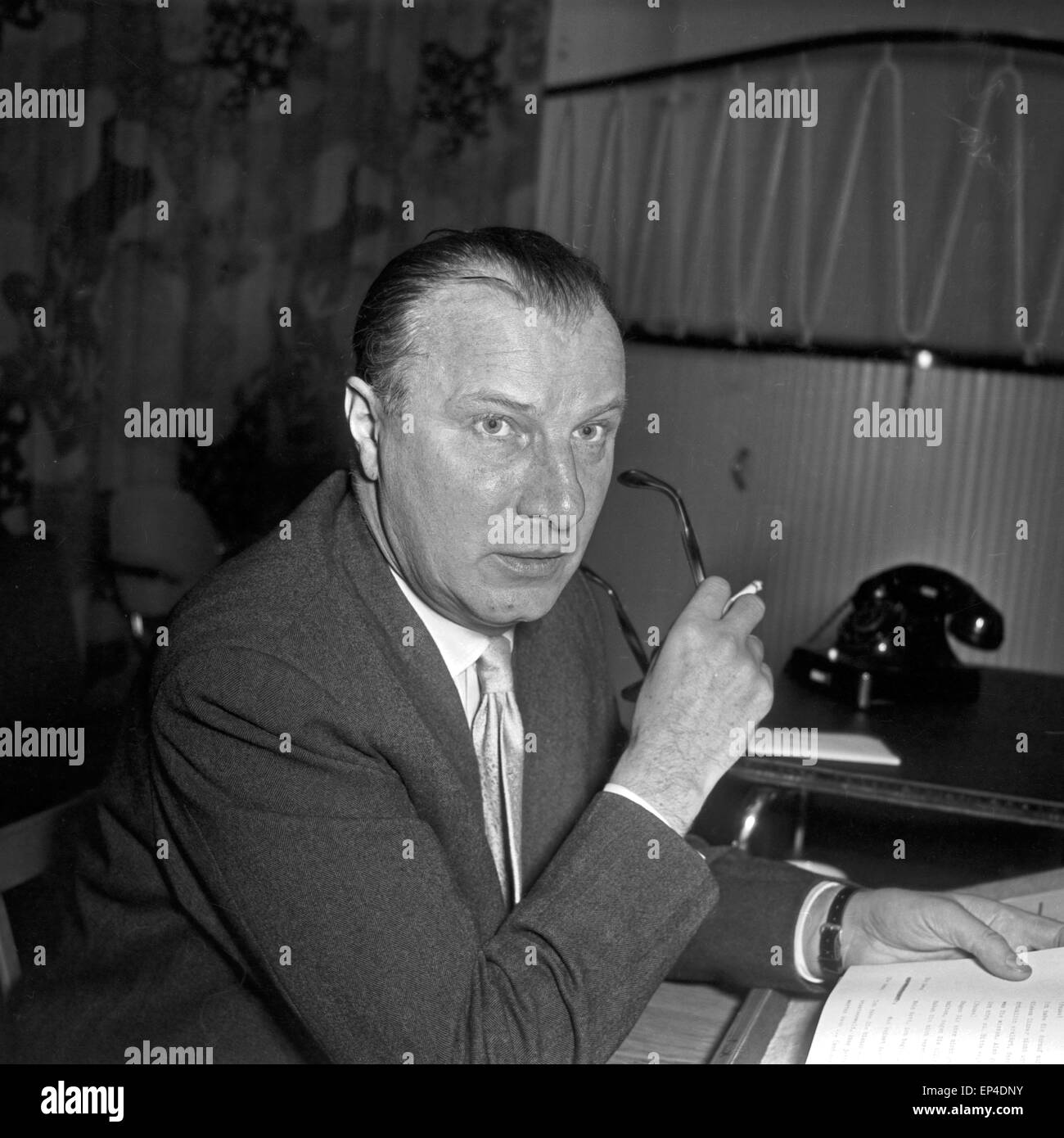 Martin held hi-res stock photography and images - Alamy