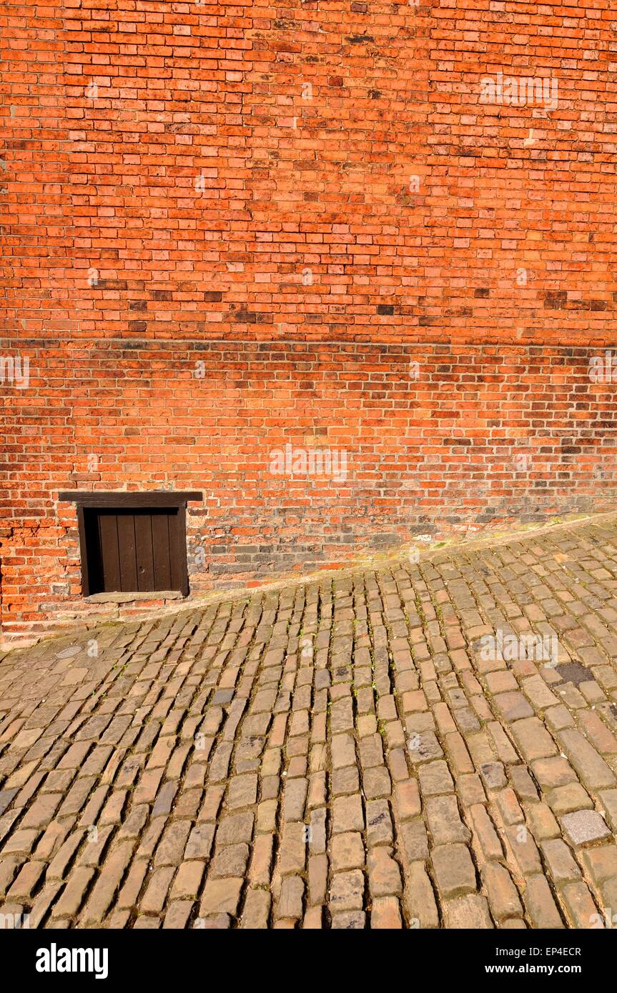 Cobbles red texture brick hi-res stock photography and images - Alamy