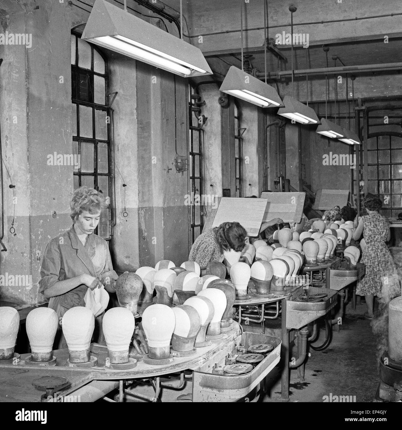 Television factory 1960s hi-res stock photography and images - Alamy