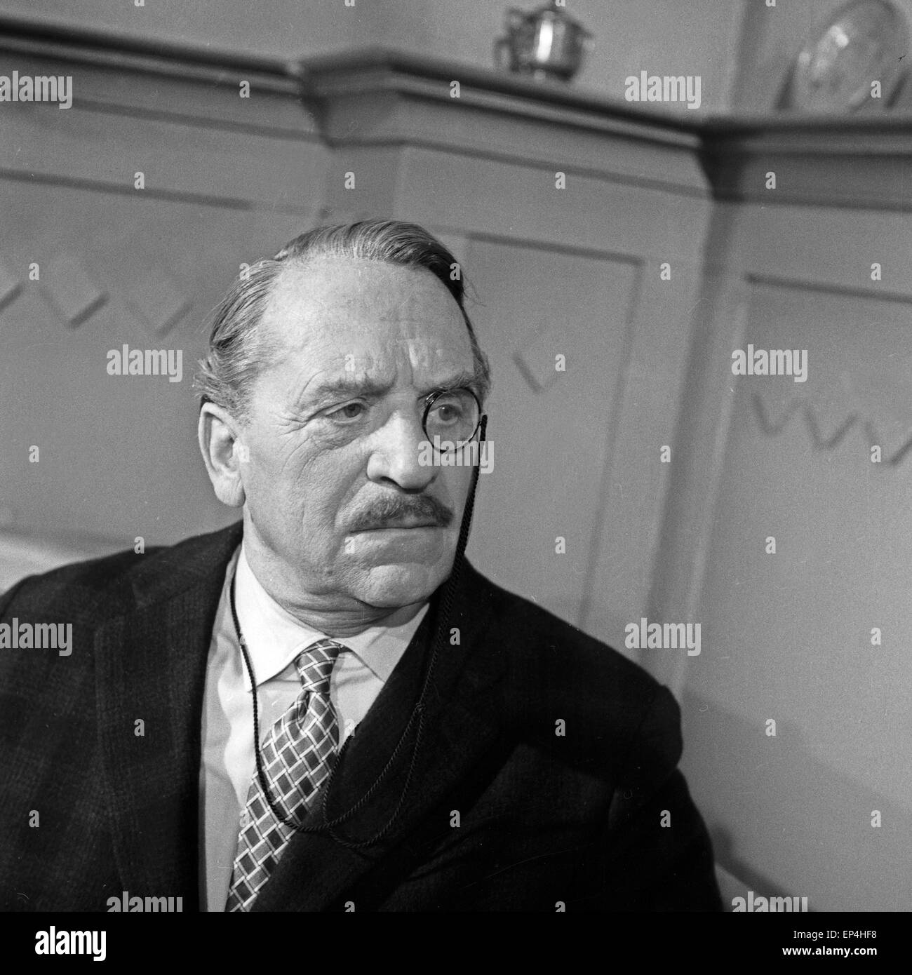 Episode "Verbrannte Spuren" aus der NDR Krimiserie "Stahlnetz ...