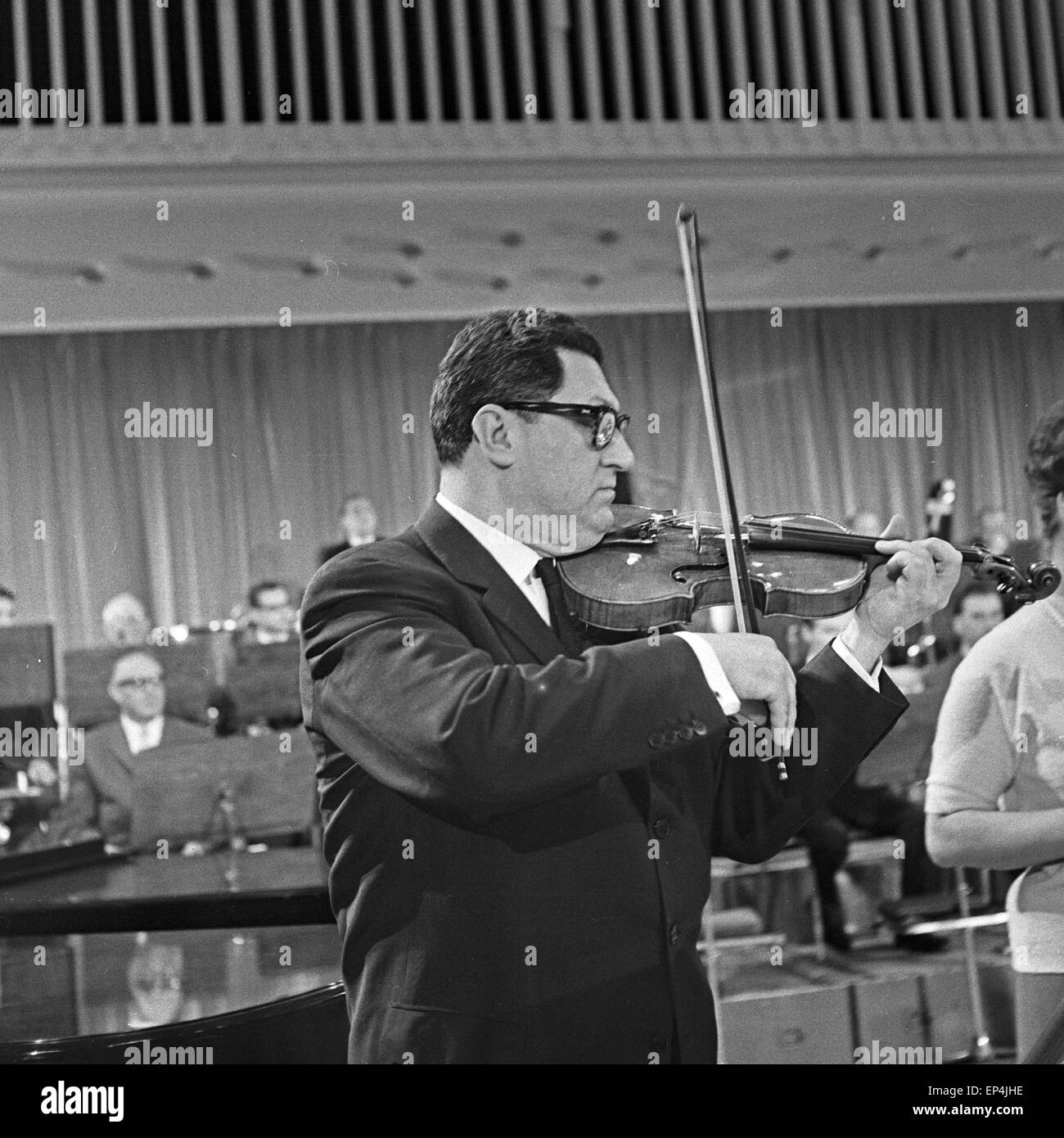 Wolfgang Schneiderhan, Ehegatte Deutschern Sopranistin Irmgard Seefried ...