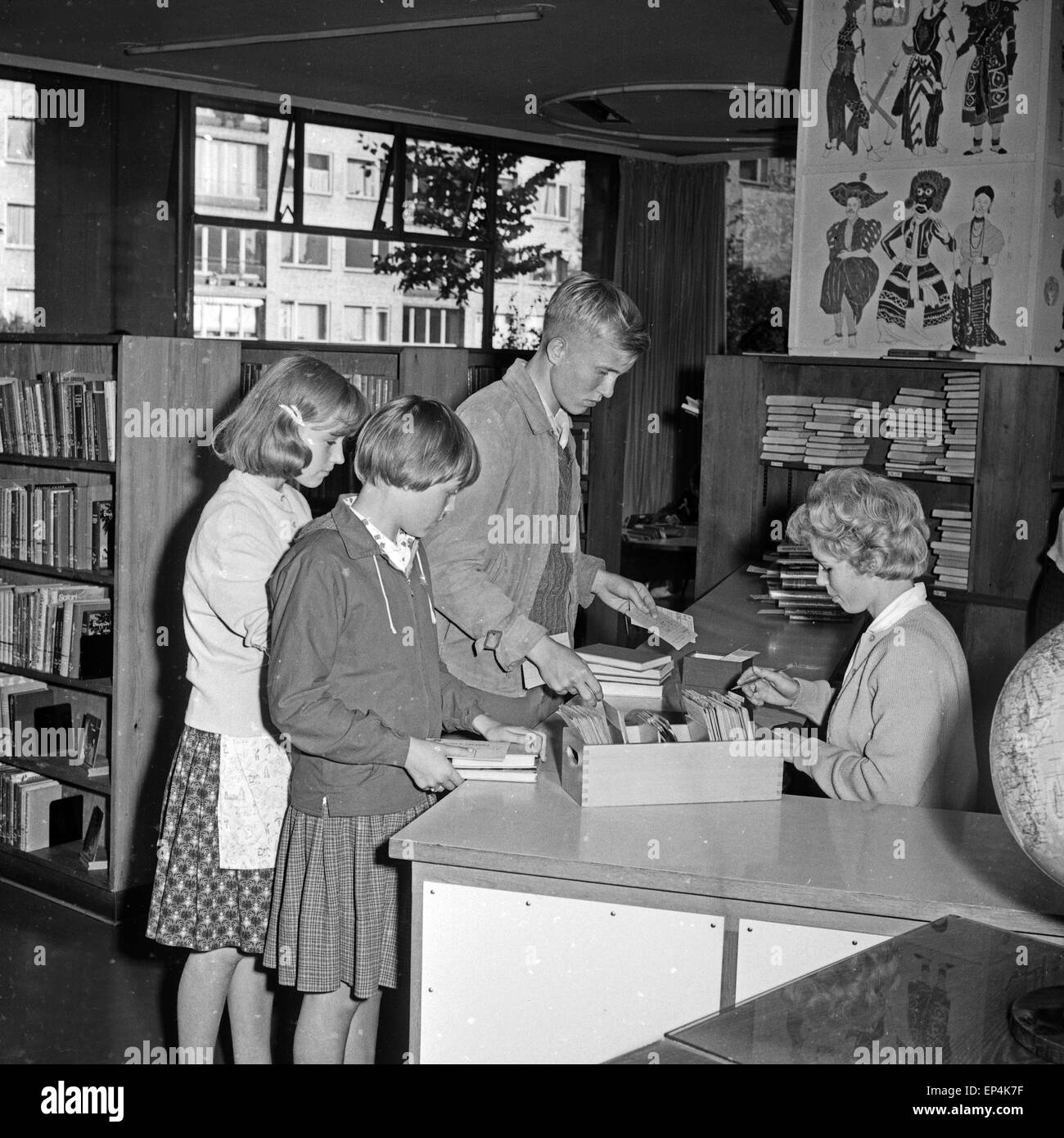 Public library children 1960s hi-res stock photography and images - Alamy