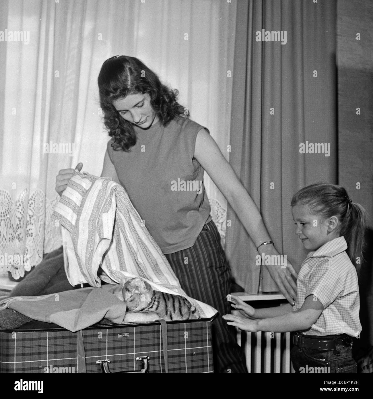 Kind schauspielerin schauspieler hi-res stock photography and images ...