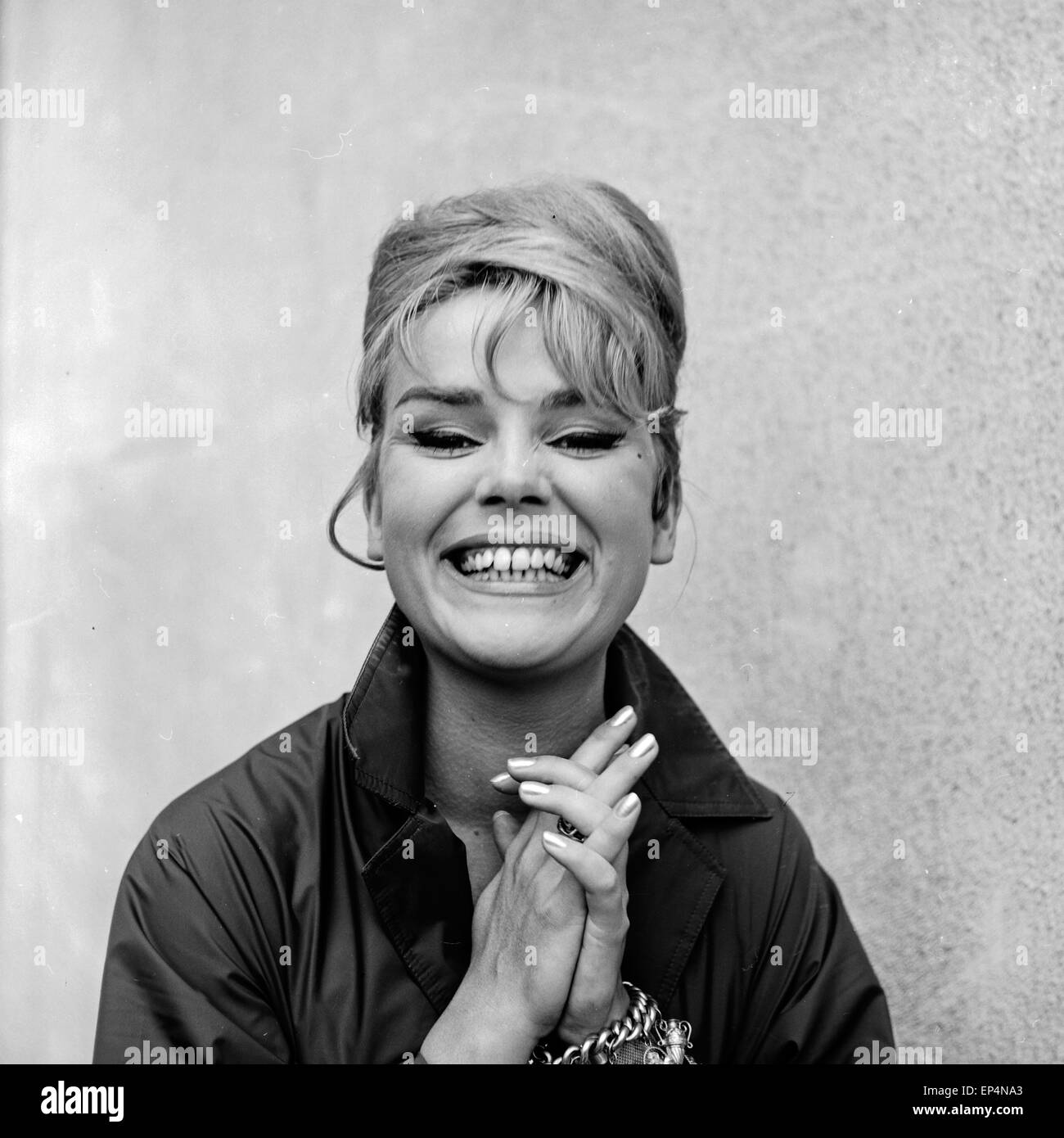 Deutsche Schauspielerin Susanne Cramer, Deutschland 1960er Jahre ...
