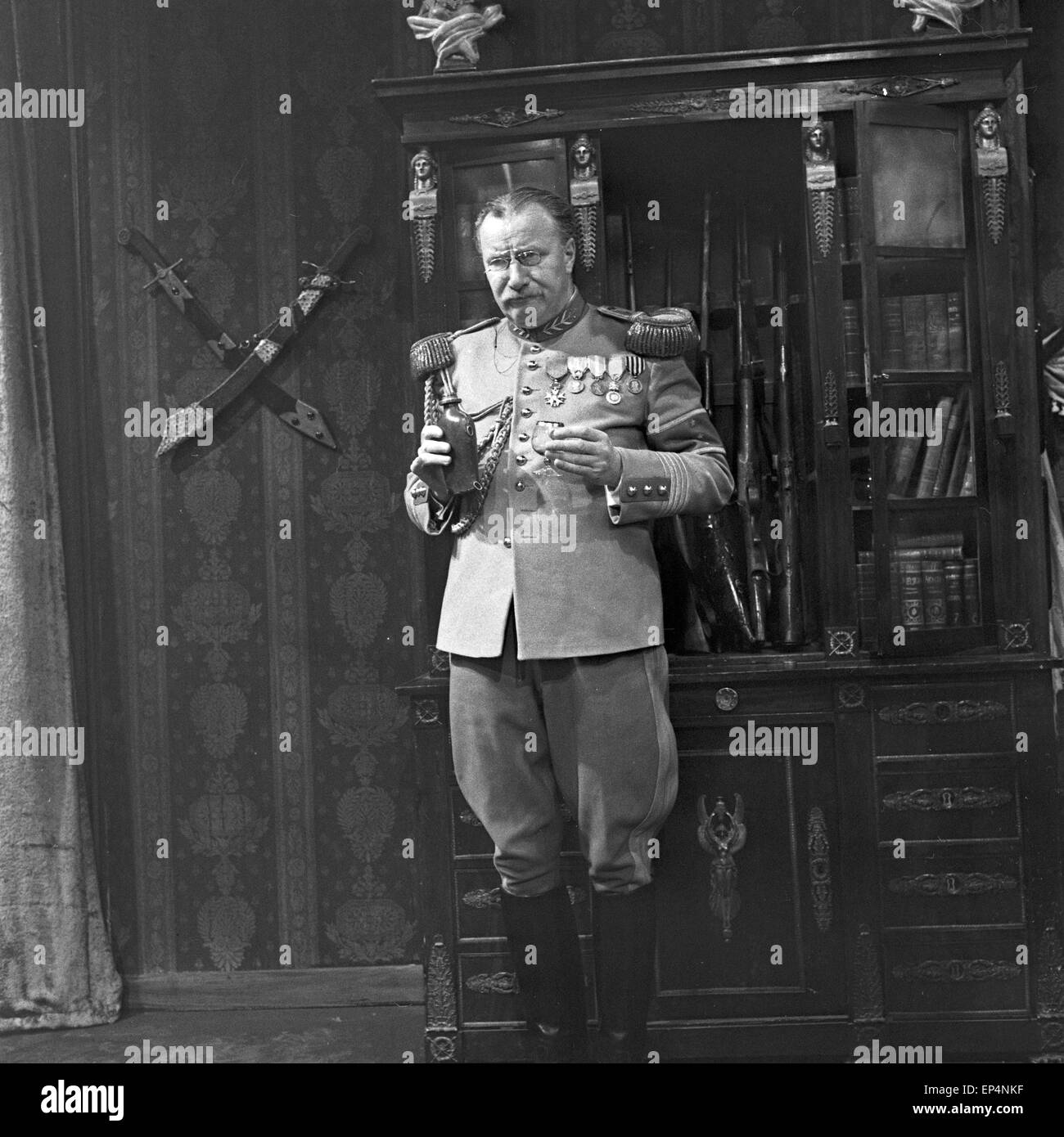 Peter martin actor Black and White Stock Photos & Images - Alamy