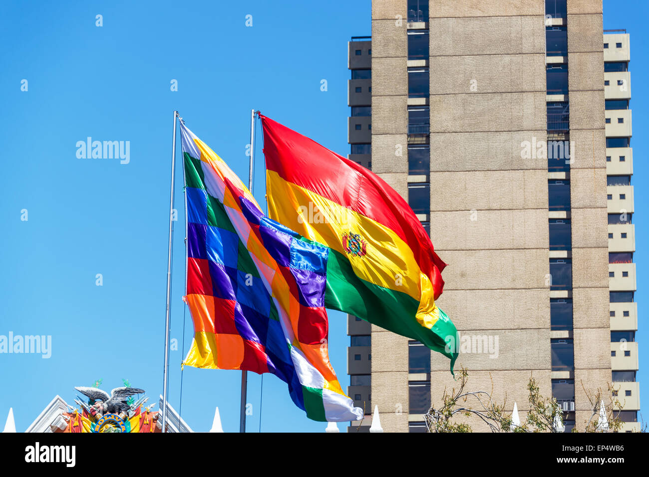 Bolivia flag wiphala bolivian plaza hi-res stock photography and images ...