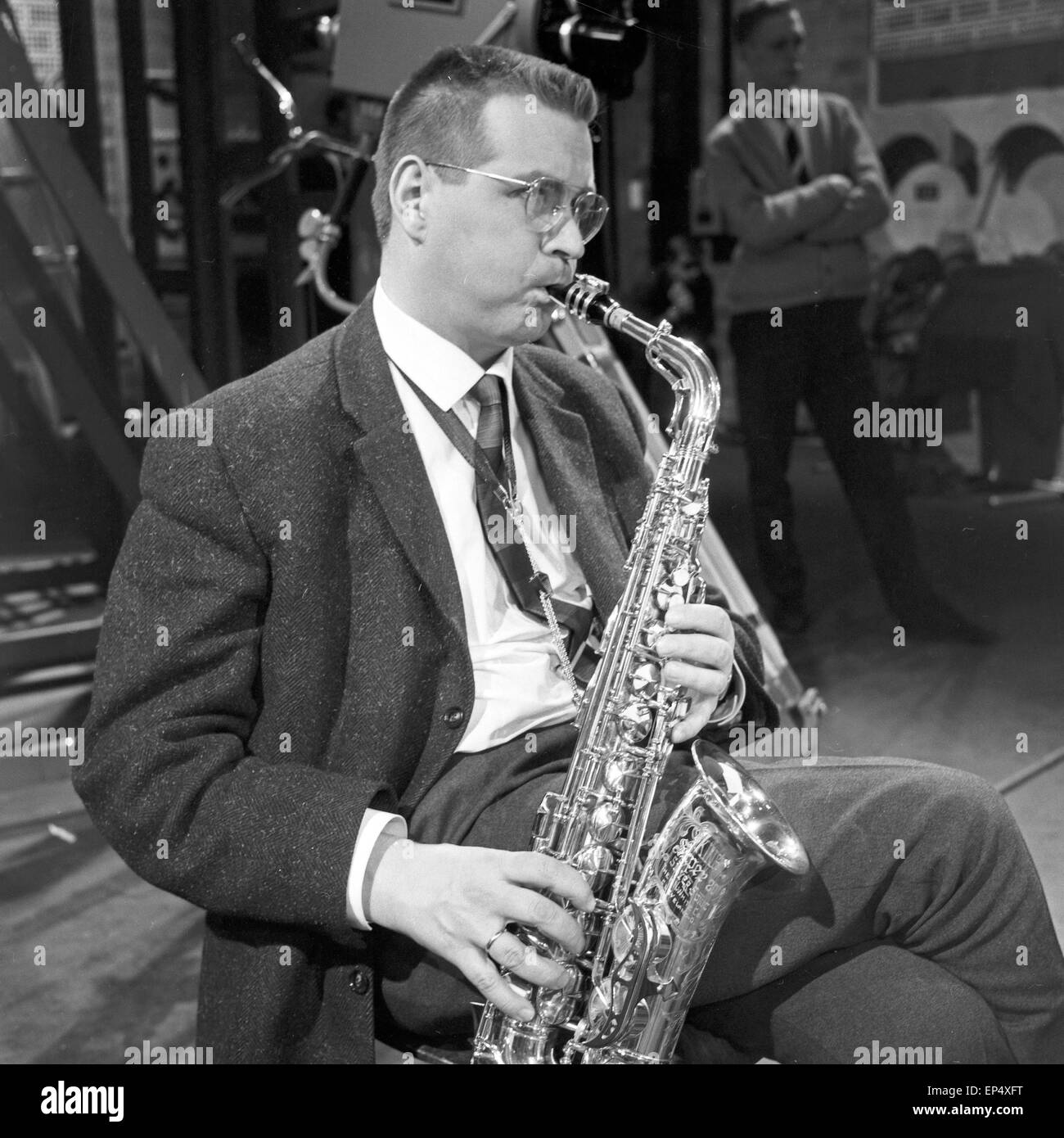 Saxofonist beim Jazz Workshop des NDR in Hamburg, Deutschland 1960er ...