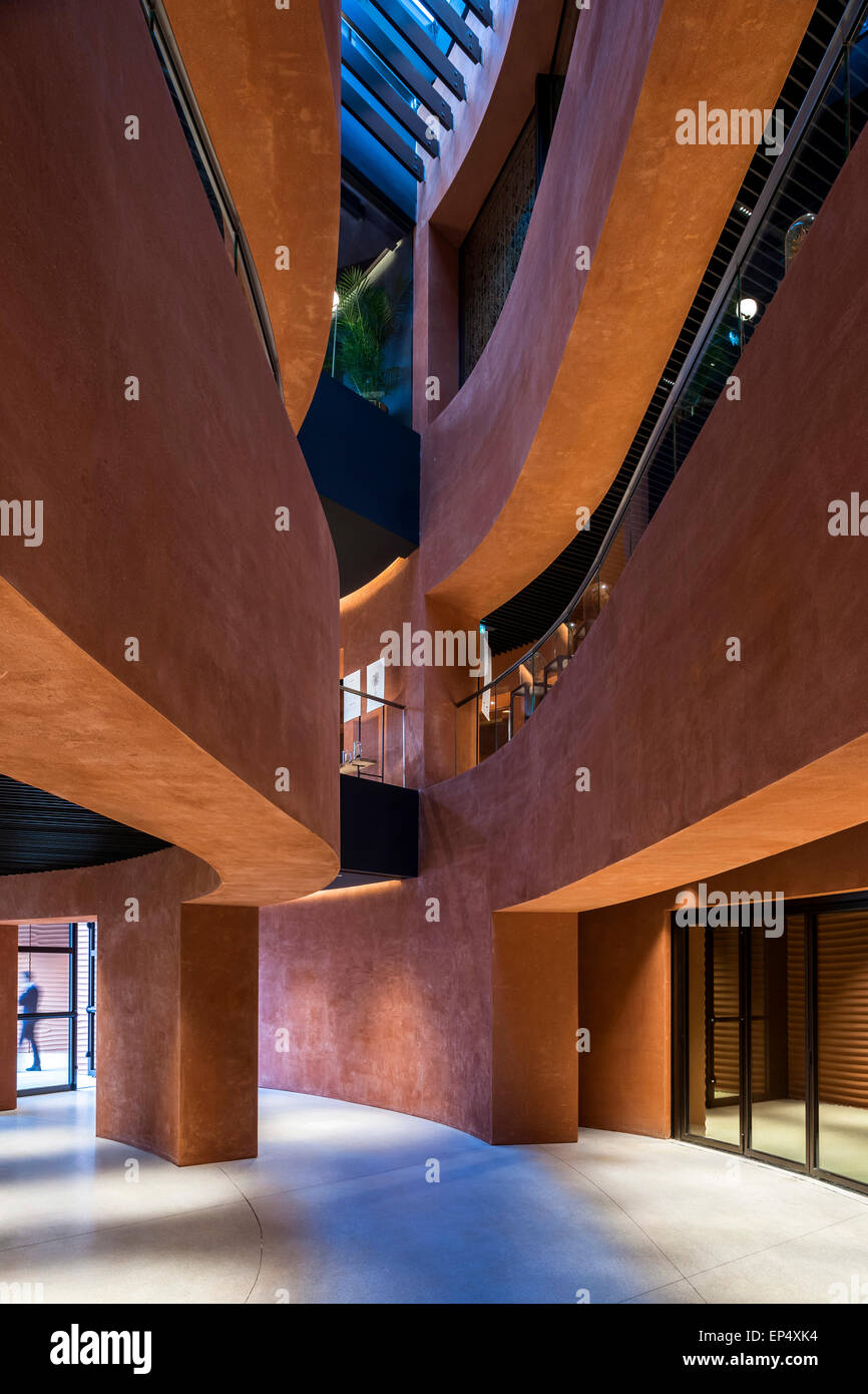 Interior corridors around auditorium. Milan Expo 2015, UAE Pavilion ...