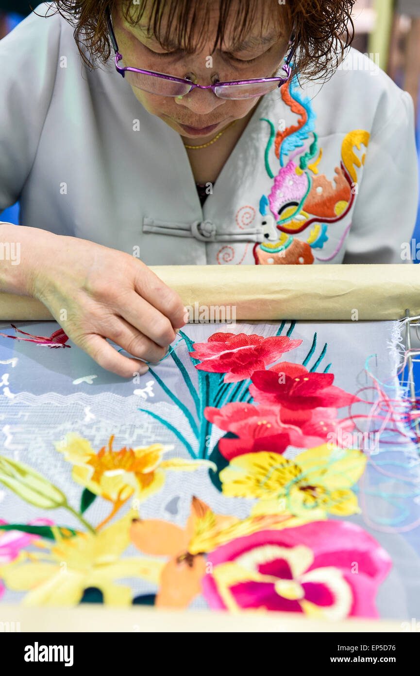 Shenzhen, China's Guangdong Province. 14th May, 2015. Folk artist Lin ...