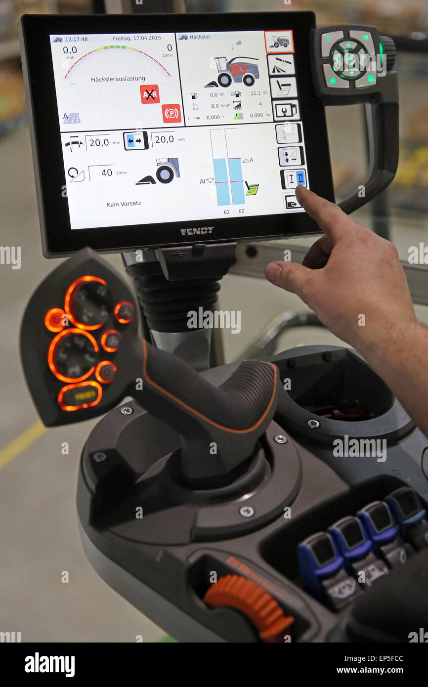 Self propelled anti aircraft hi-res stock photography and images - Alamy