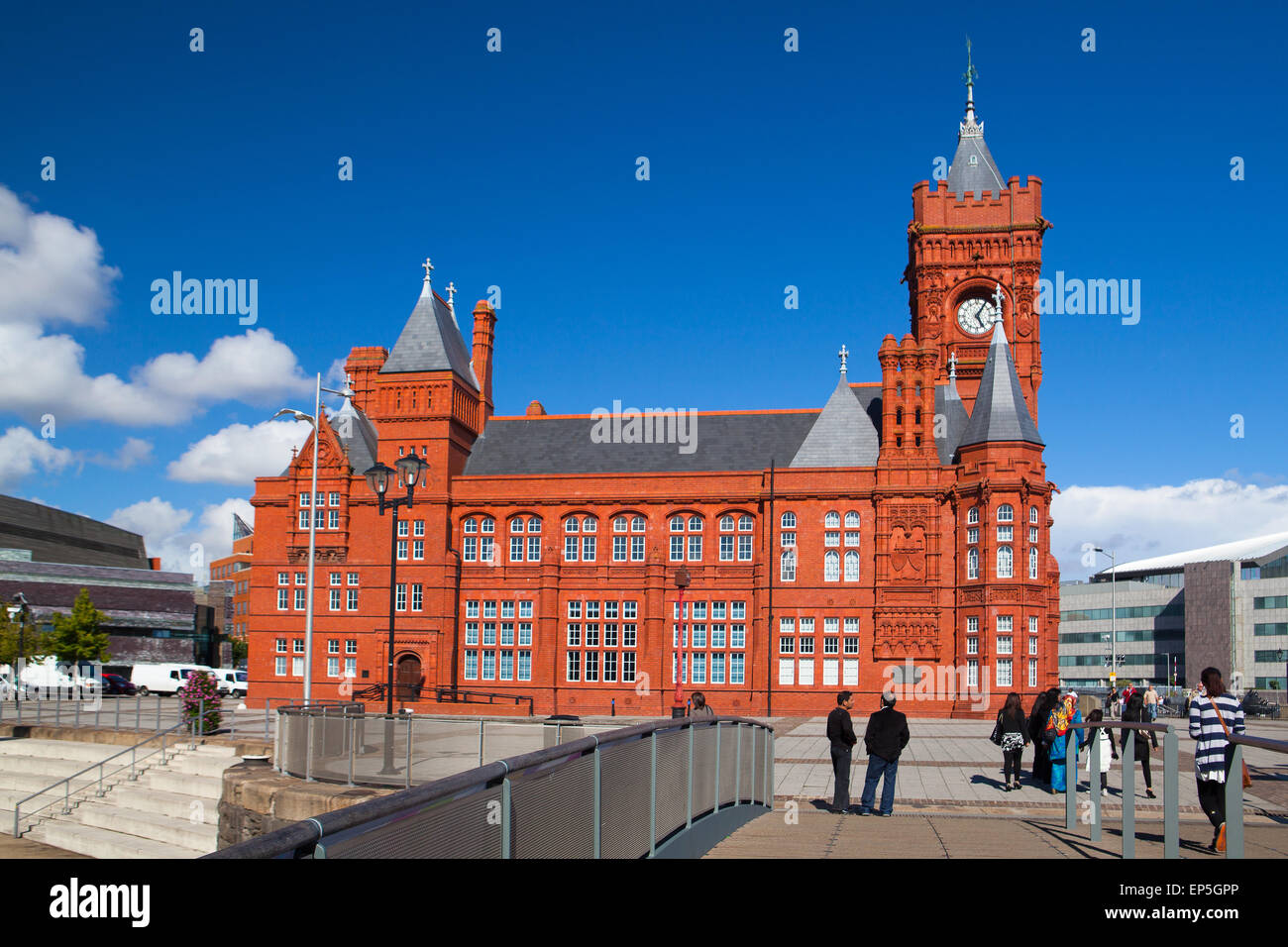 Grade 1 listed terracotta building hi-res stock photography and images ...