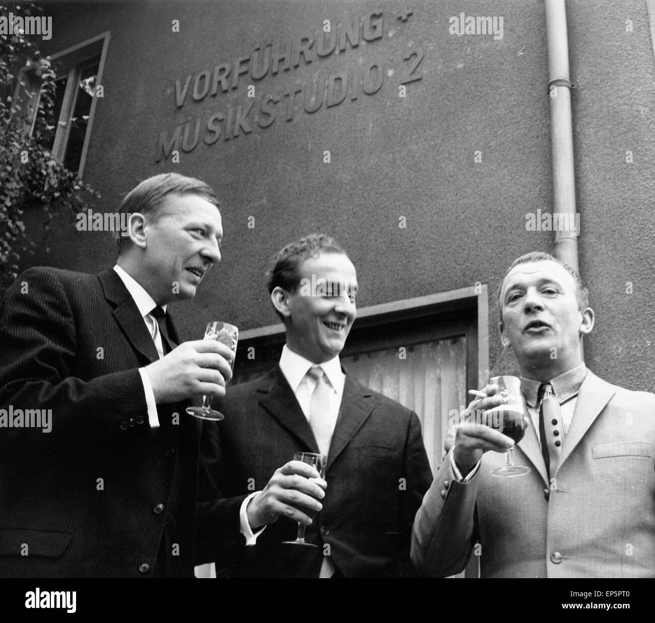 Die Brüder Günther Neutze, Hanns Lothar und Horst Michael Neutze ...