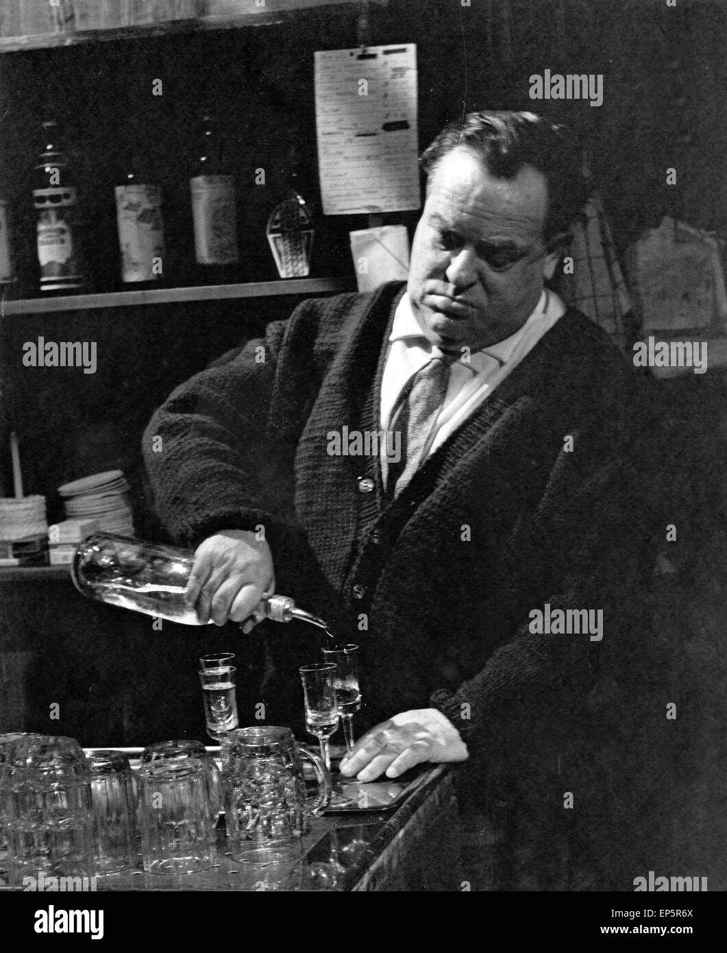 Treffpunkt Texaskeller, Fernsehspiel, Darsteller: Max Walter Sieg Stock ...