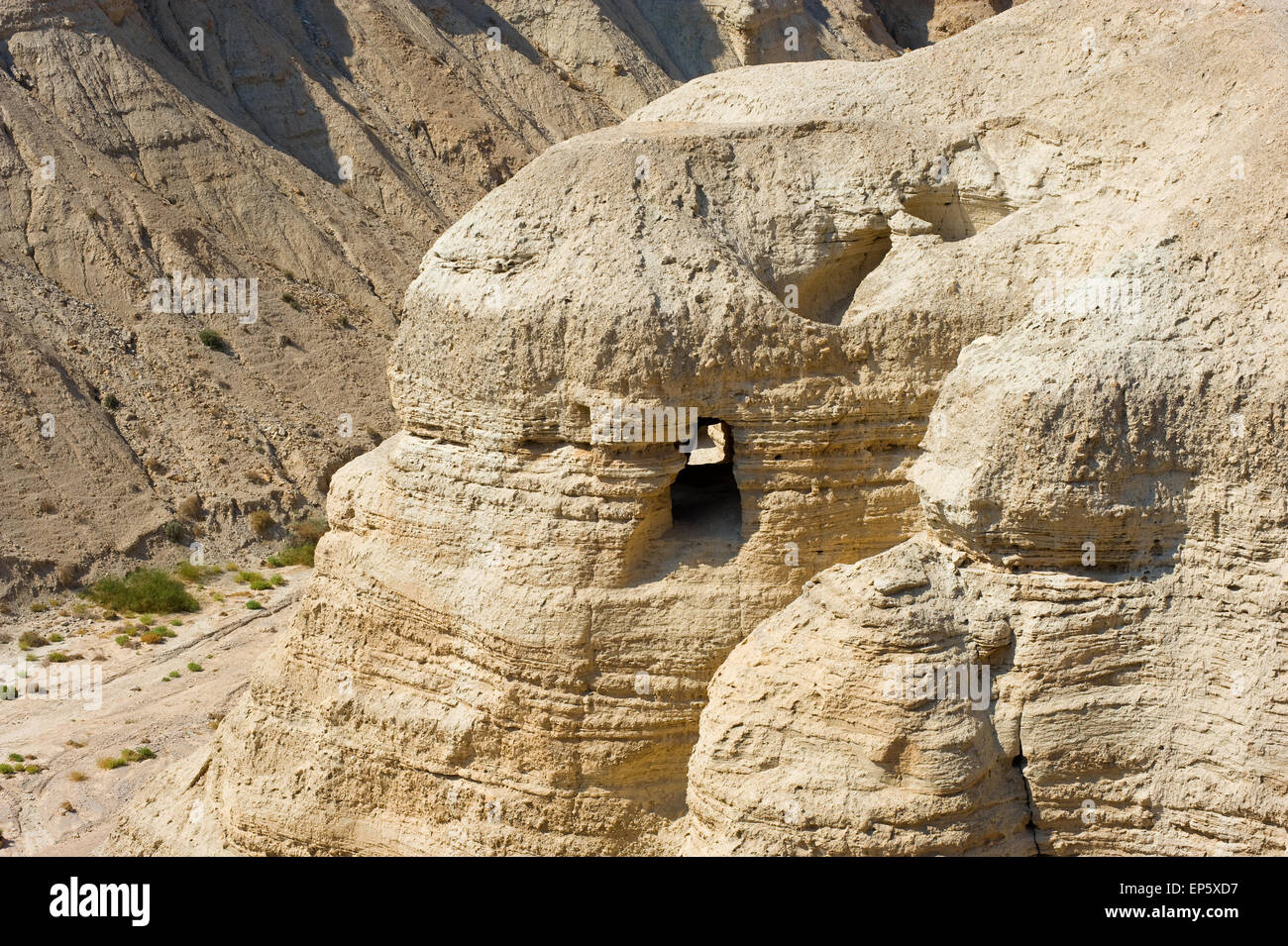 Dead sea scrolls cave hi-res stock photography and images - Alamy