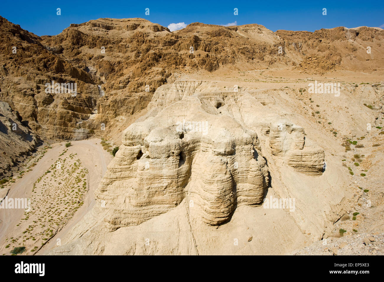 Dead sea scrolls cave hi-res stock photography and images - Alamy