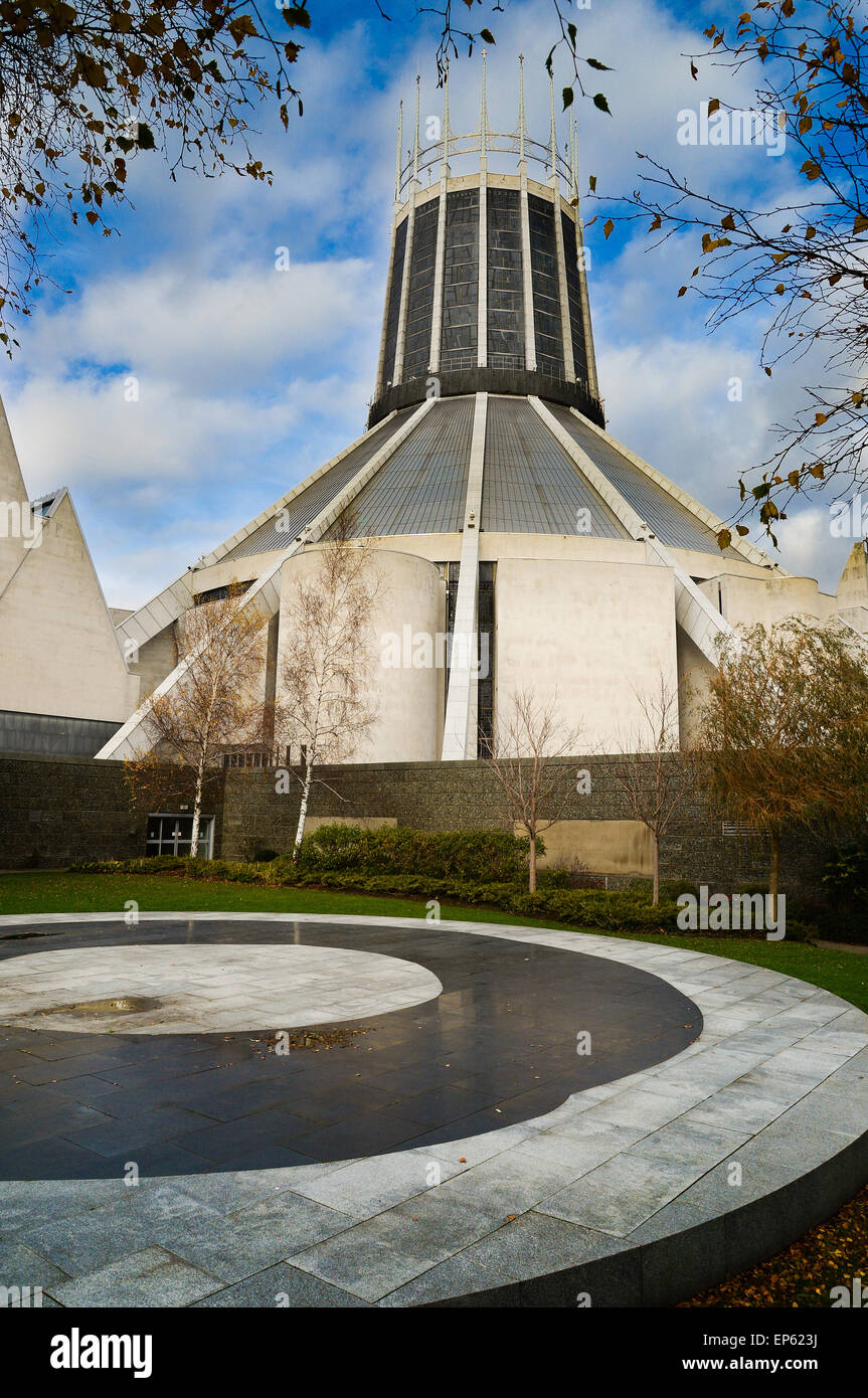 Liverpool metropolitan cathedral hi-res stock photography and images ...
