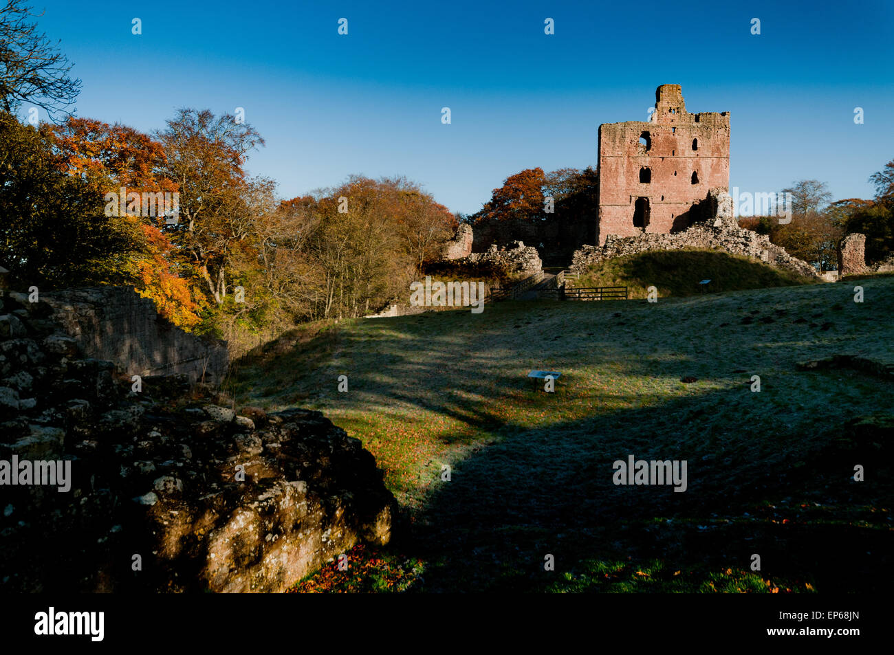 Norham castle hi-res stock photography and images - Alamy