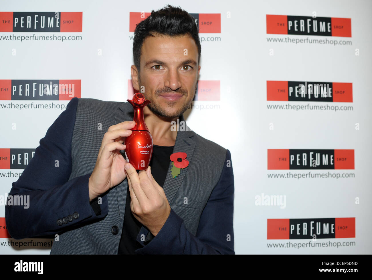 Peter Andre promotes his perfume and greets fans at The Perfume Shop in ...