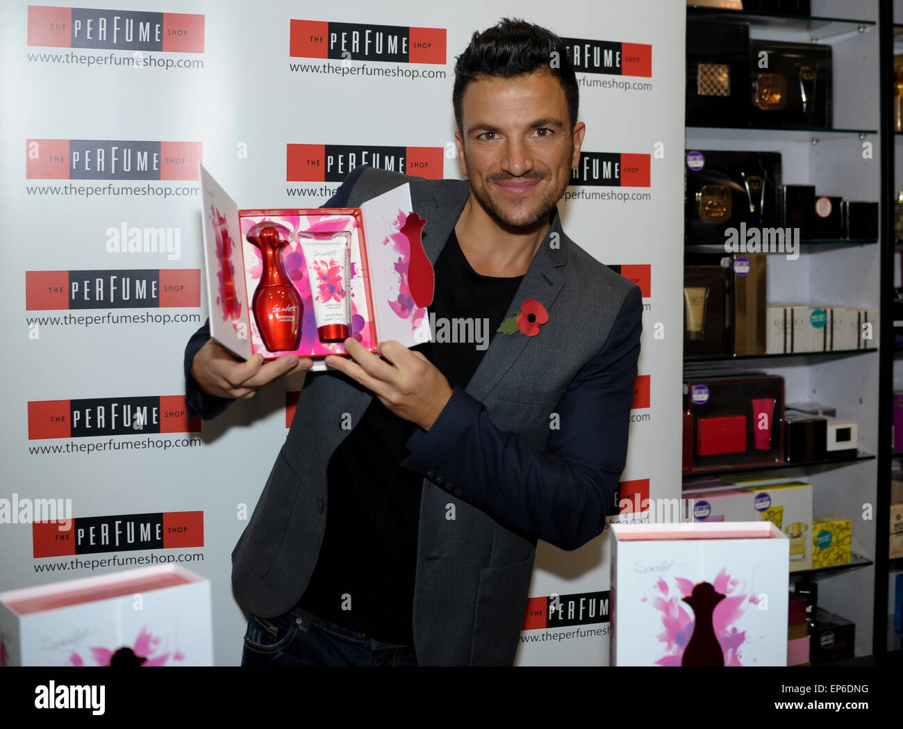 Peter Andre promotes his perfume and greets fans at The Perfume Shop in ...