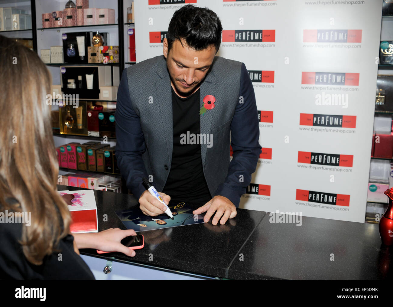 Peter Andre promotes his perfume and greets fans at The Perfume Shop in ...