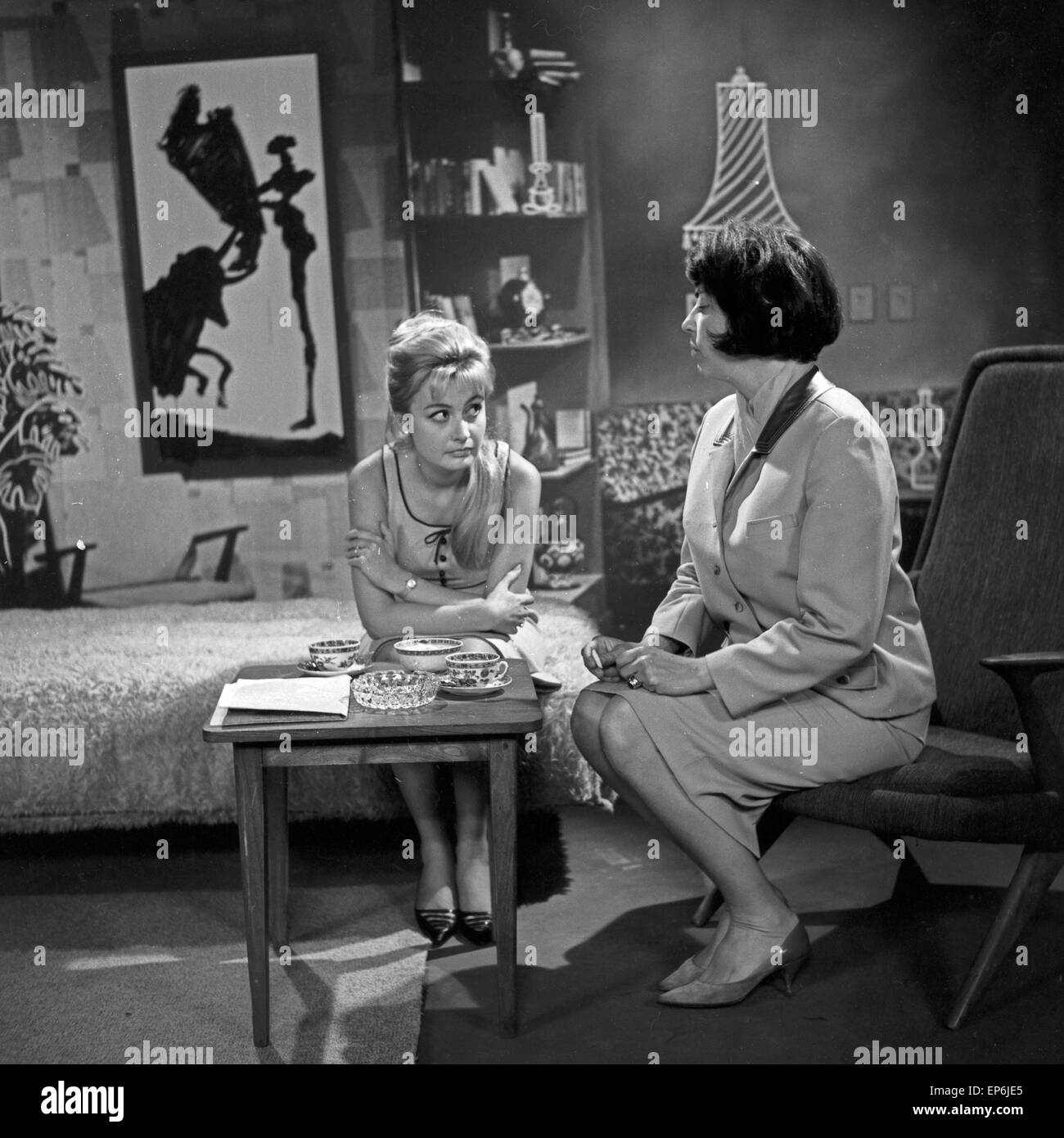 Twist, Fernsehfilm, Deutschland 1965, Darsteller: Margot Philipp (links ...