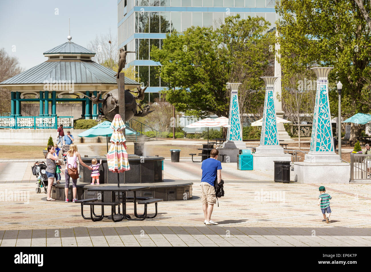 Decatur square georgia hi-res stock photography and images - Alamy
