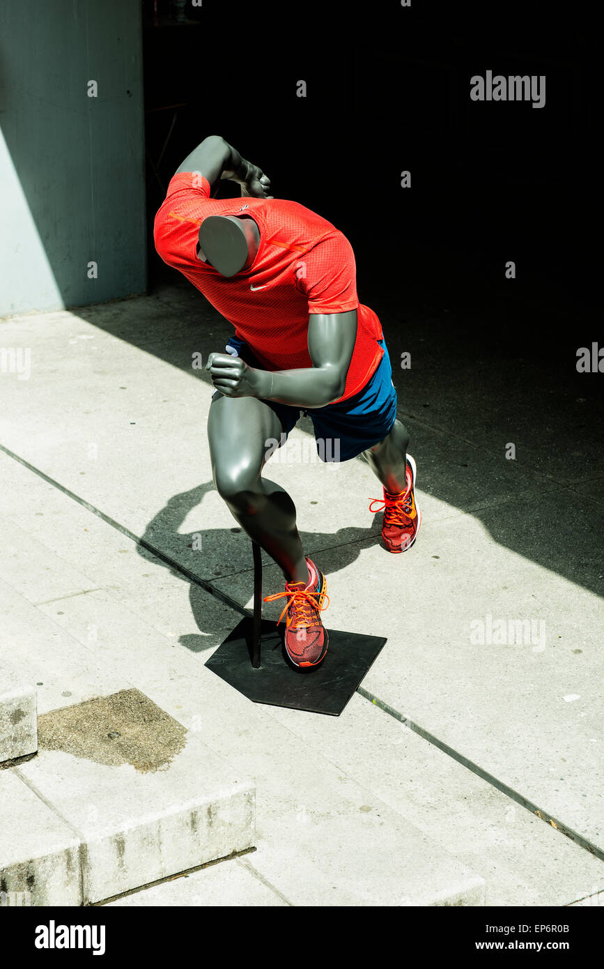 Boy without clothes hi-res stock photography and images - Alamy