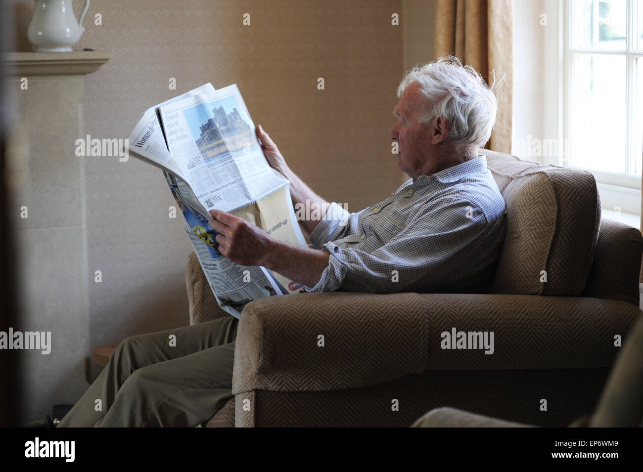 Modern telegraph room hi-res stock photography and images - Alamy