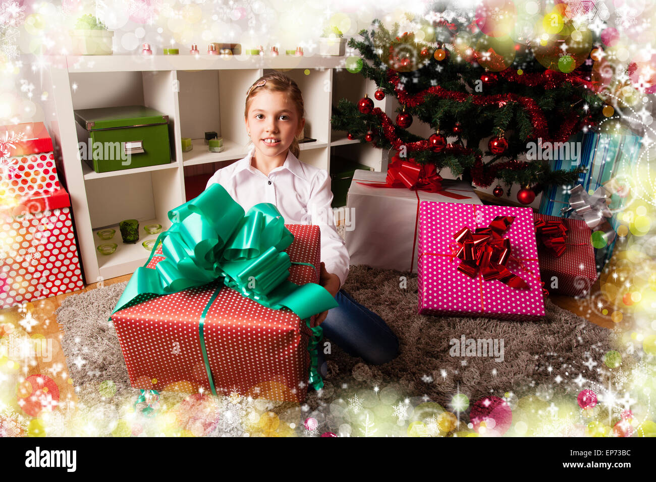 Kids with their christmas presents Stock Photo - Alamy