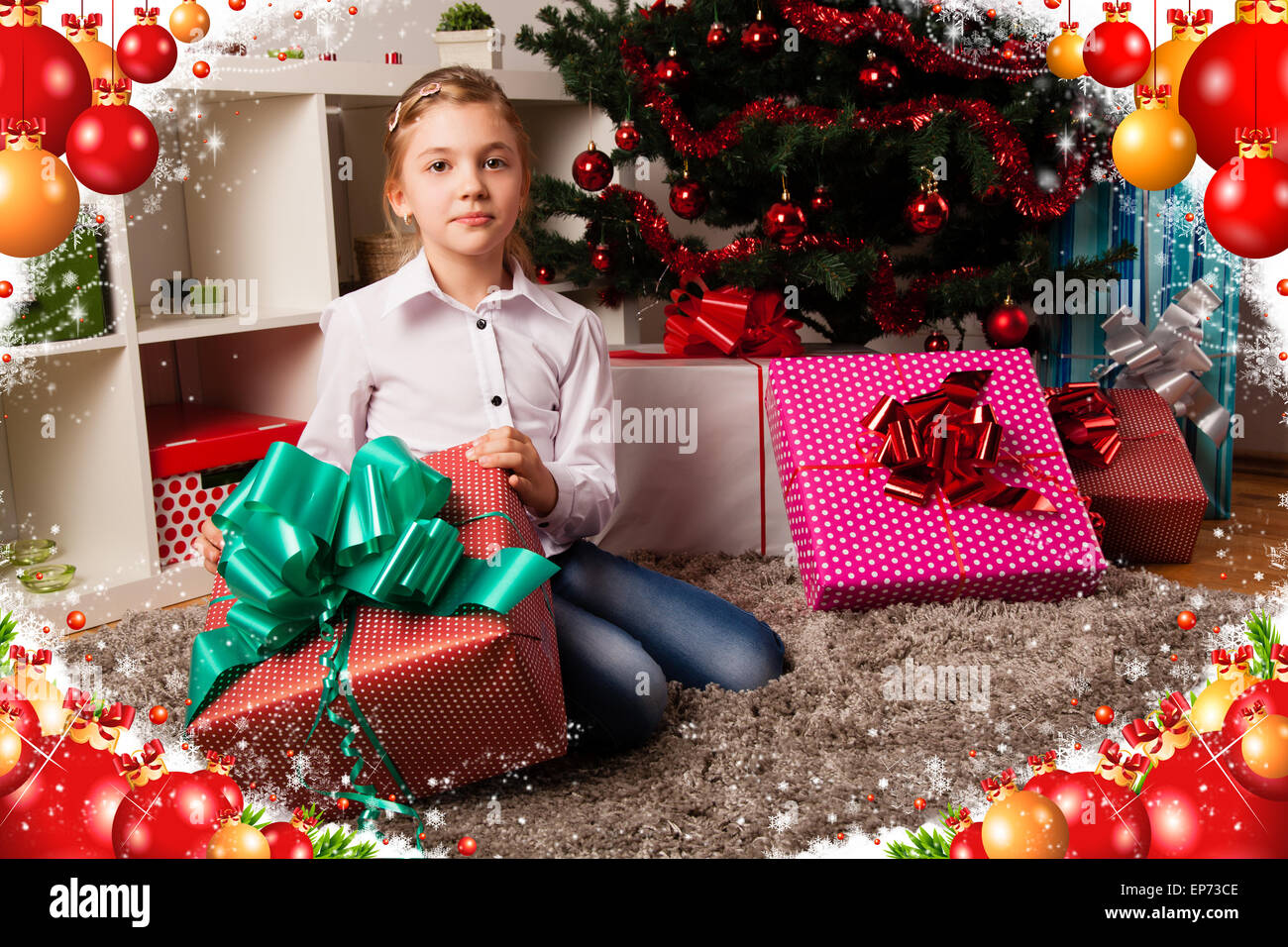 Kids with their christmas presents Stock Photo - Alamy