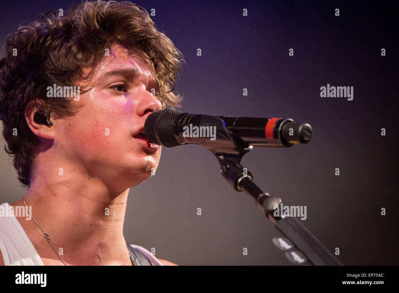 The vamps hi-res stock photography and images - Alamy