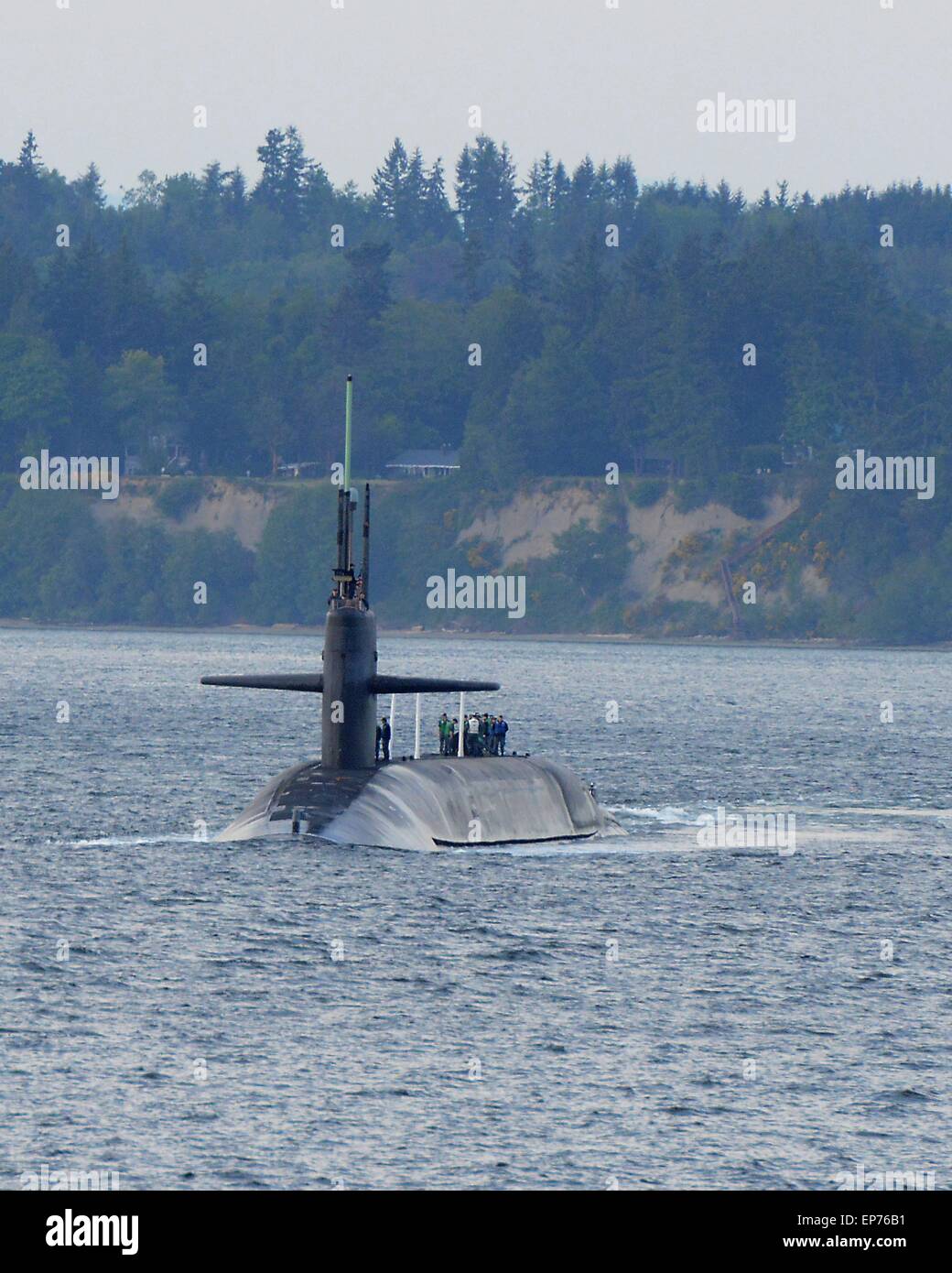 The U.S. Navy Ohio-class ballistic missile submarine USS Henry M ...