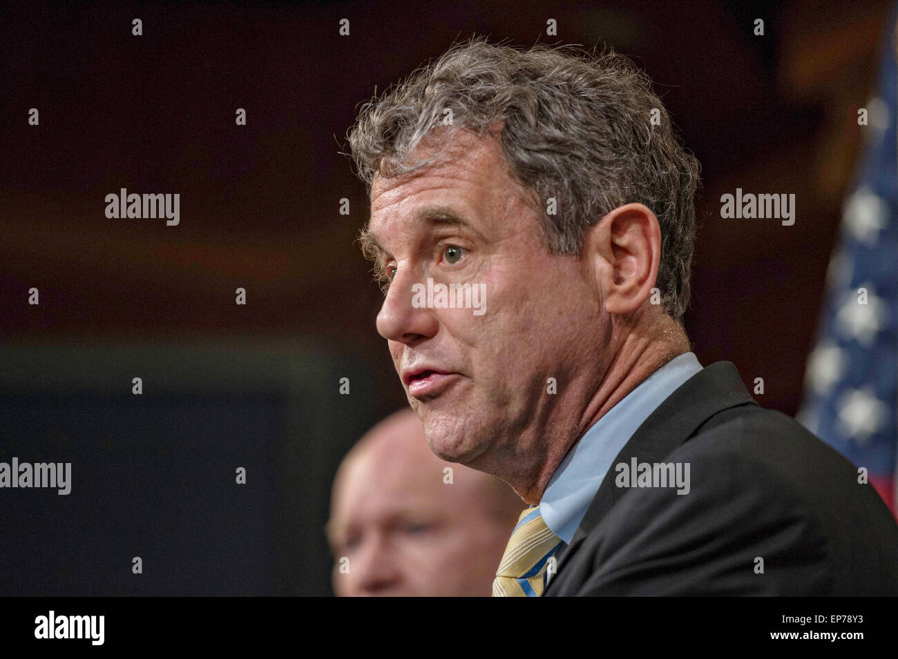 Sherrod brown hi-res stock photography and images - Alamy