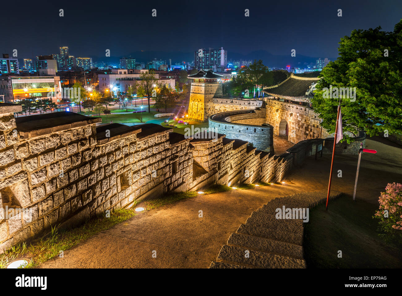 Hwaseong Fortress Suwon Stock Photos & Hwaseong Fortress Suwon Stock ...
