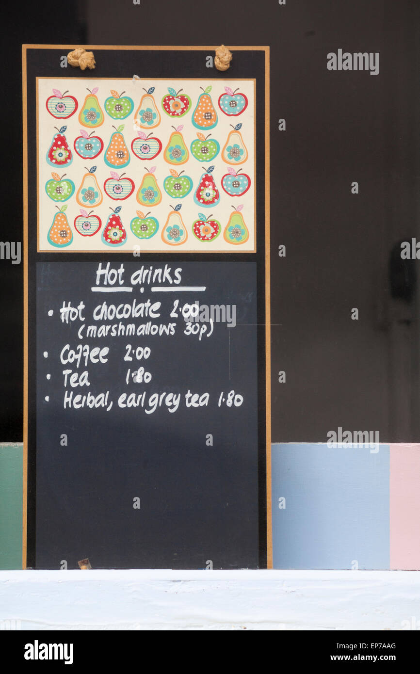 Hot drinks hi-res stock photography and images - Alamy