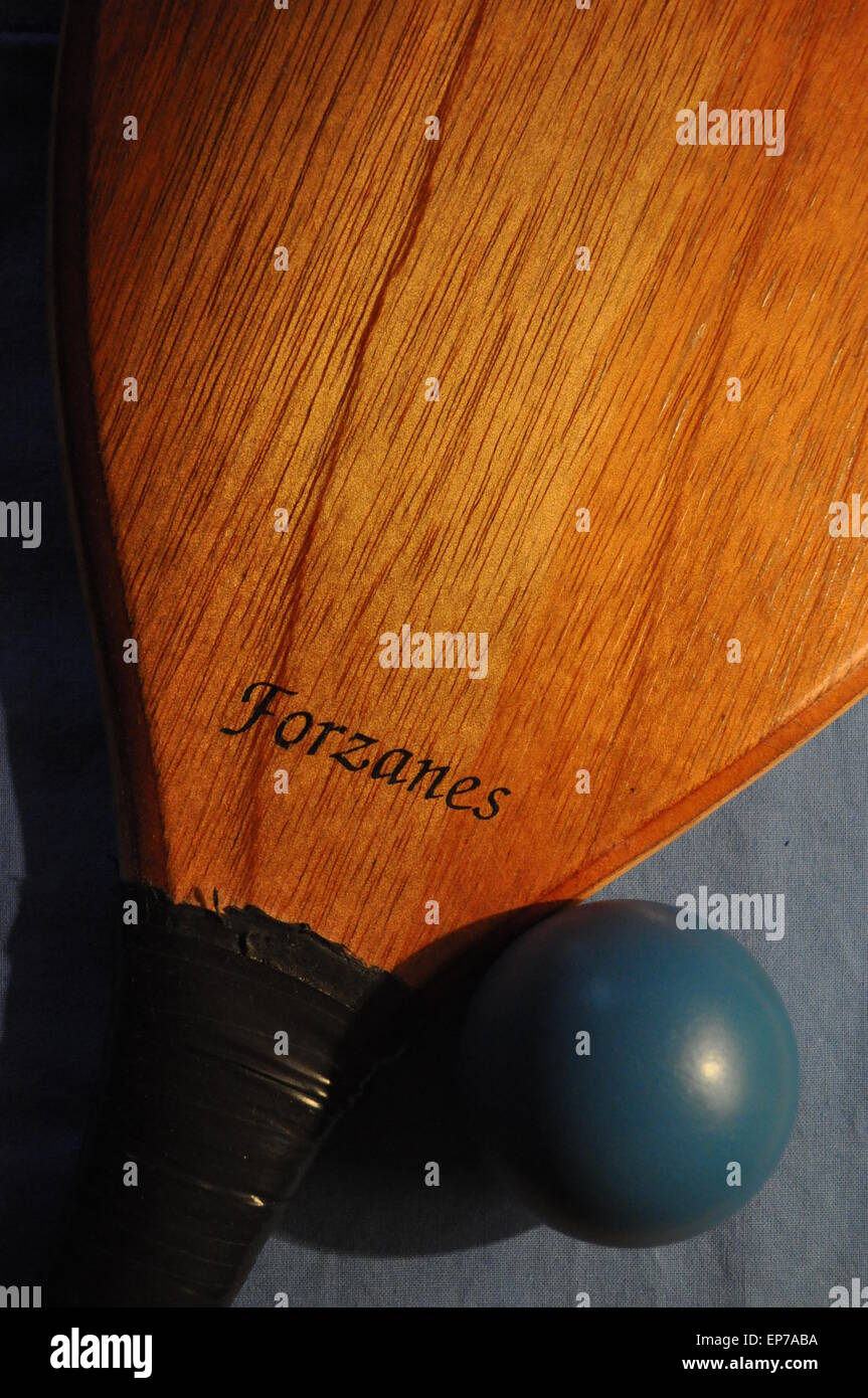 Brazil: frescobol racquets Stock Photo - Alamy