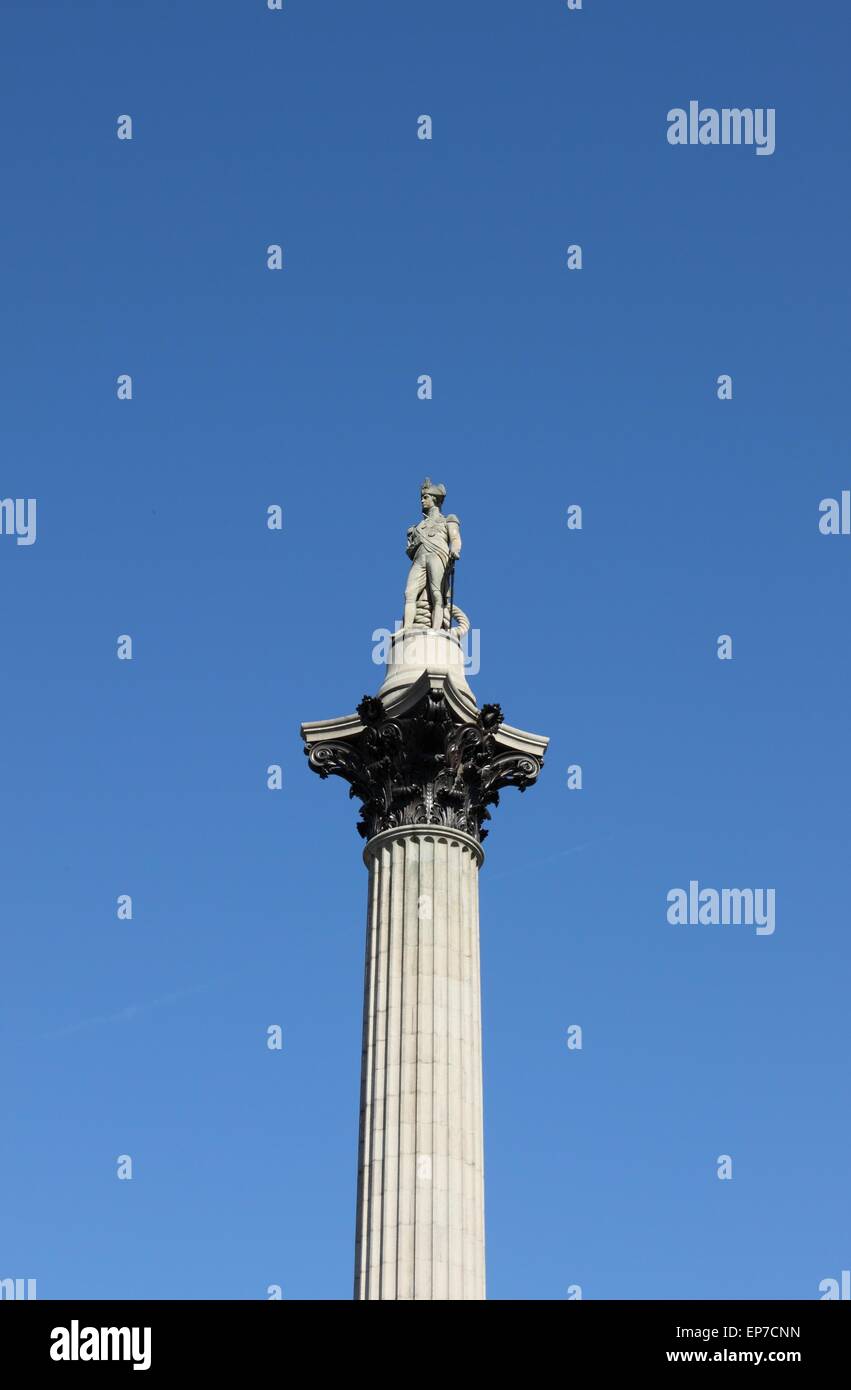 Nelson column trafalgar hi-res stock photography and images - Alamy