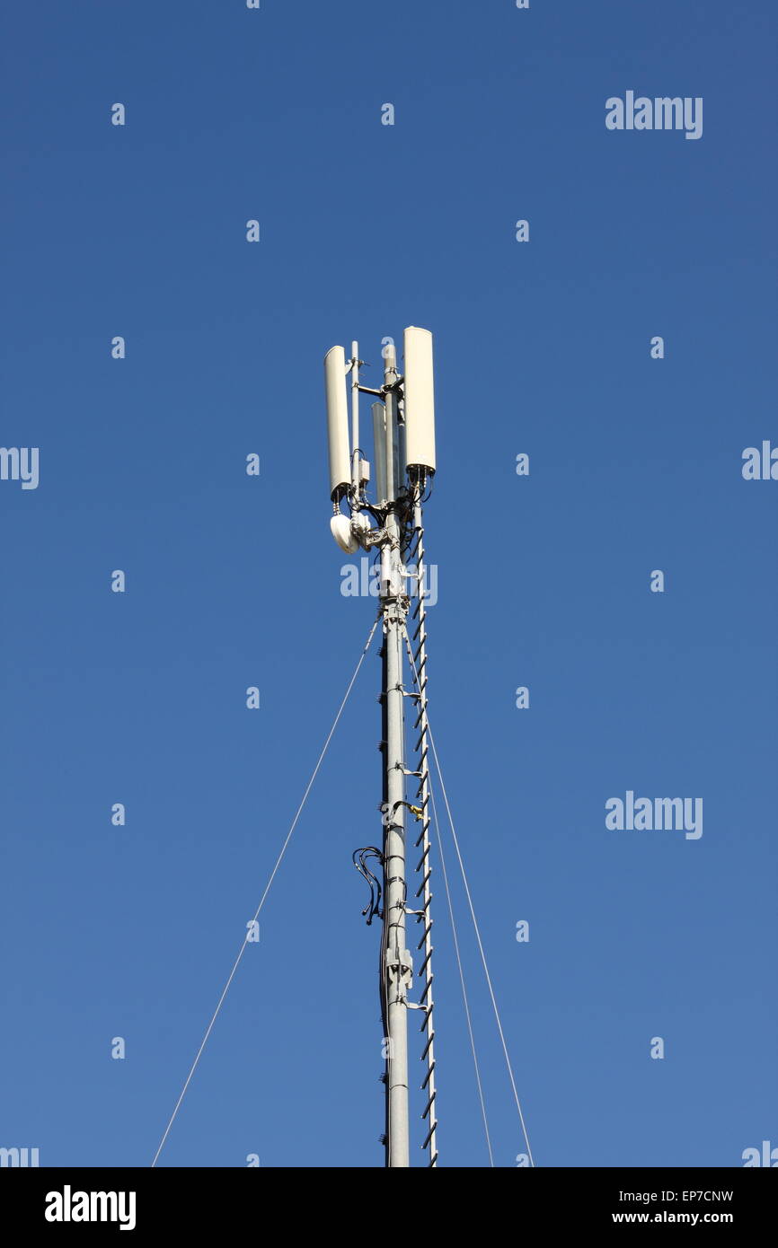 Antenna tower for mobile network Stock Photo - Alamy